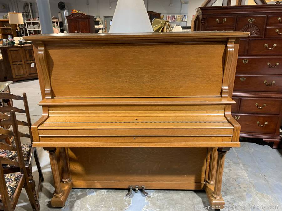 Next muscular piano furniture
