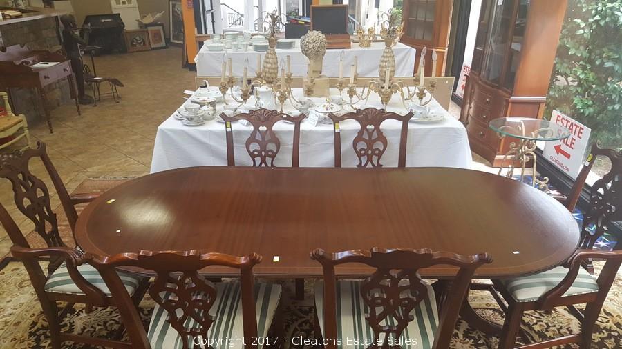 Duncan Phyfe Vintage Dining Room Table with 6 Chip and Dale Chairs